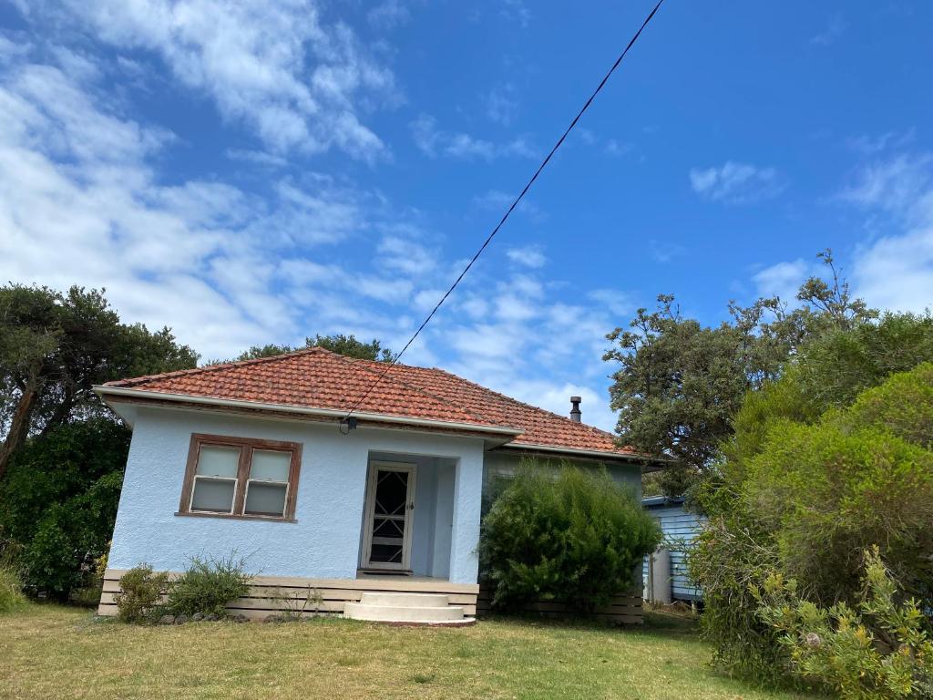 Sandy Sky Blue Shack, Sandy Point (актуальные цены 2026 года)