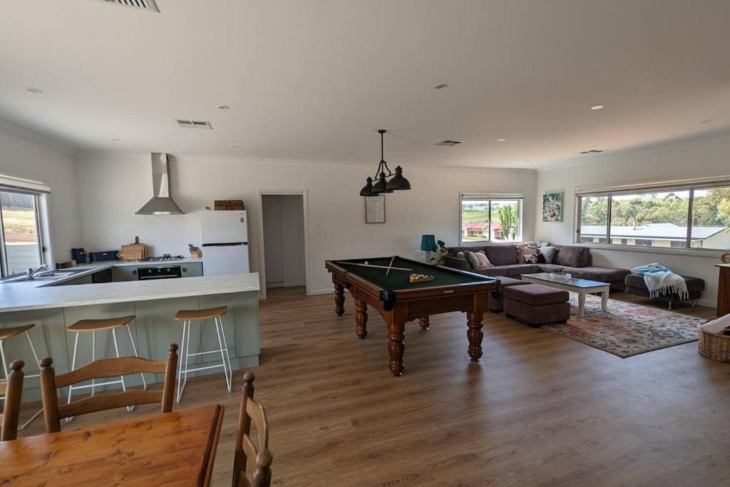 Clare Valley Escape, Leasingham (updated prices 2026)