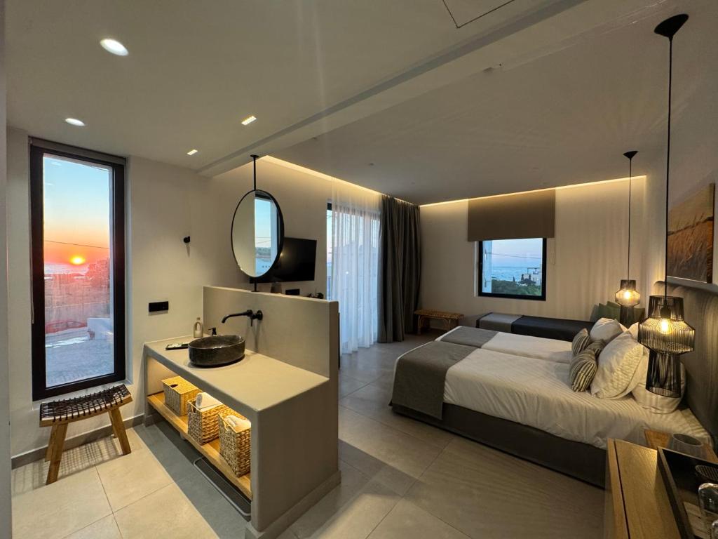 Theros Hani Sea, Kokkini Khanion (updated prices 2025)