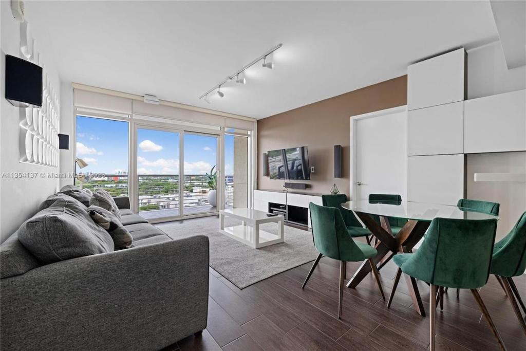 Midtown Miami Getaway-with pool n parking, Majamis (atnaujintos 2025 m ...