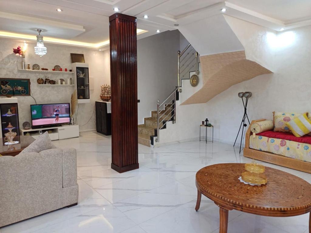 Bungalow à louer à Harhoura Vue mer, jardin privé, 3 min de la plage ...