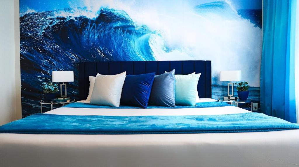 Blue Waves Serenity 1BD Lux King - Southeast Jax, Jacksonville (preços ...