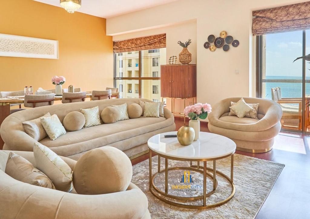 Beachfront 2BR, Sea & Ain Dubai View, JBR Walk, Dubai (updated prices 2025)