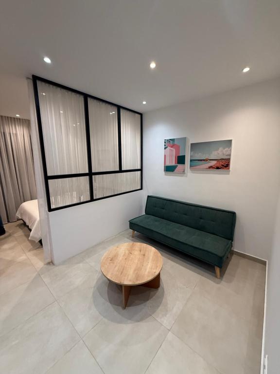 Fully Furnished - Studio Apartment, Accra (updated prices 2025)