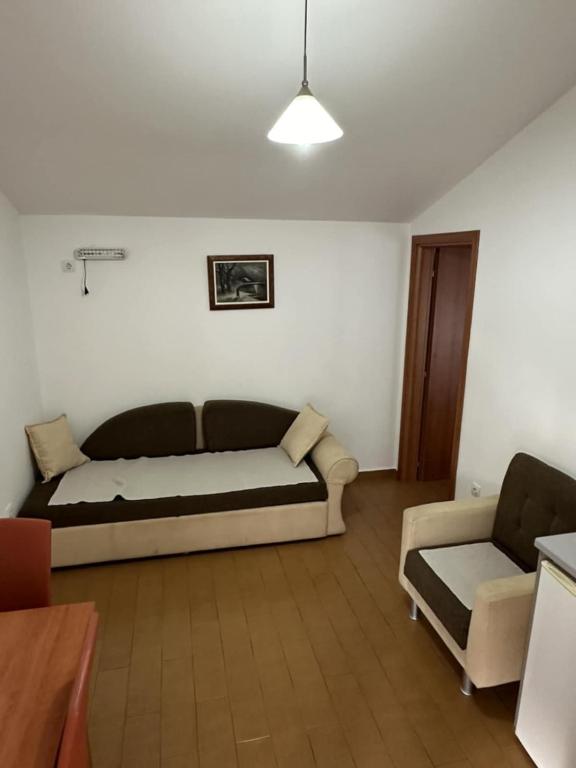 Atlantic-Moj market, Boreti (updated prices 2026)