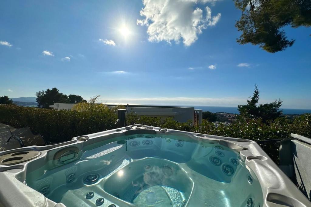 " Les mouettes Bandol "- avec jacuzzi privé, Bandol (prezzi aggiornati ...