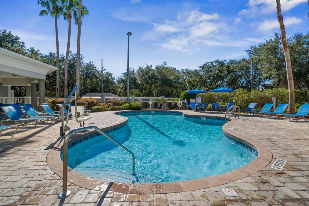 Condo near Disney Springs-Free shuttle to Parks, Orlando (precios ...