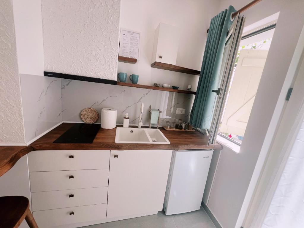 Leas rooms Santorini, Dhermi 006, Himarë (aktualisierte Preise für 2025)