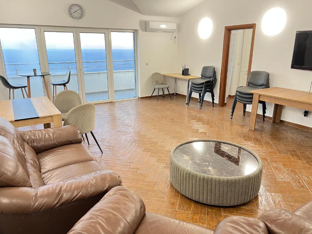 Sky Home Jaz, Budva (updated prices 2026)