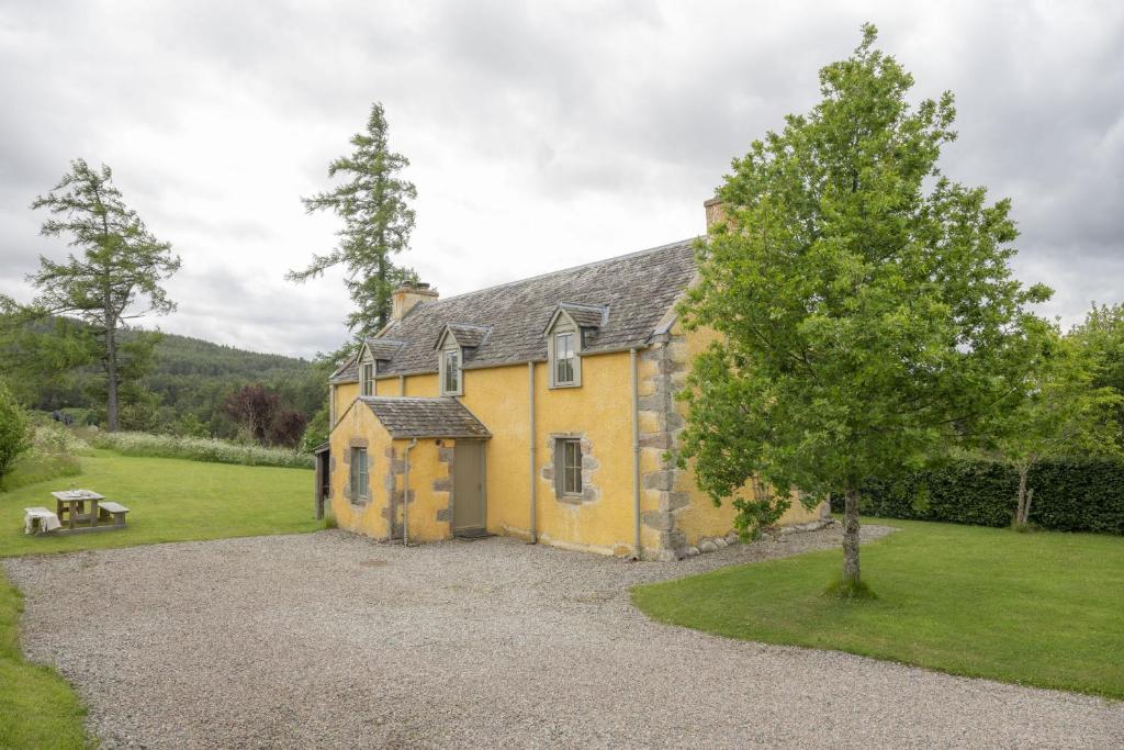 Drum Cottage, Nethy Bridge (updated prices 2025)