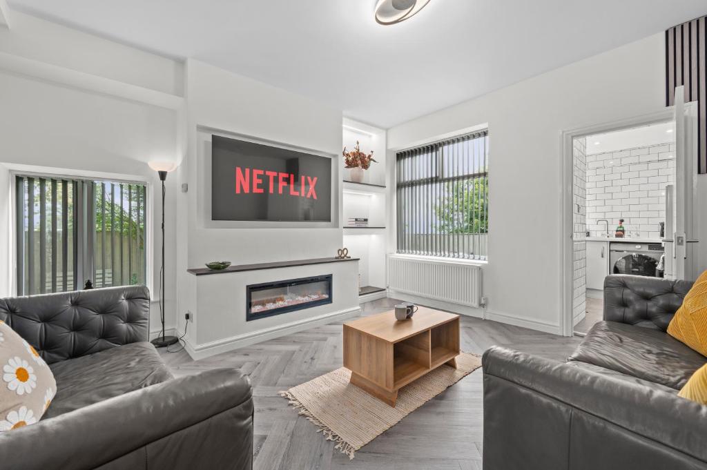 Modern Home Heart Of Harle Syke, Moffat (updated prices 2026)