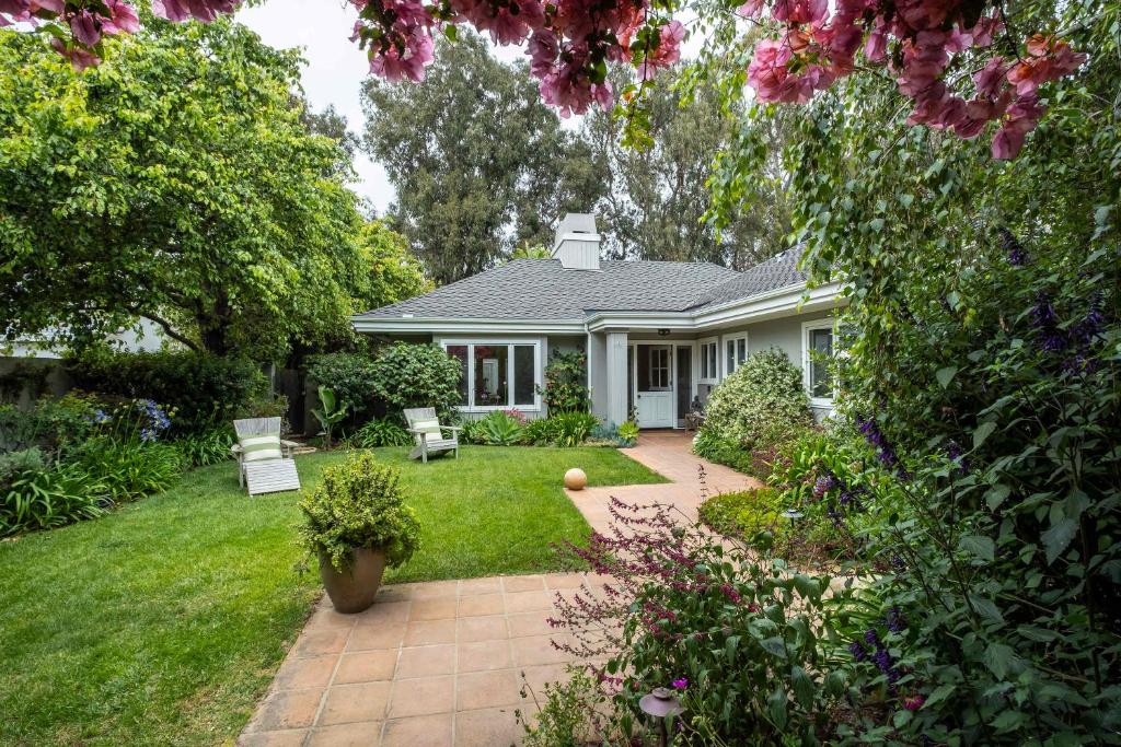 Montecito Retreat - Walk to Beach Near Downtown, Santa Barbara (updated ...