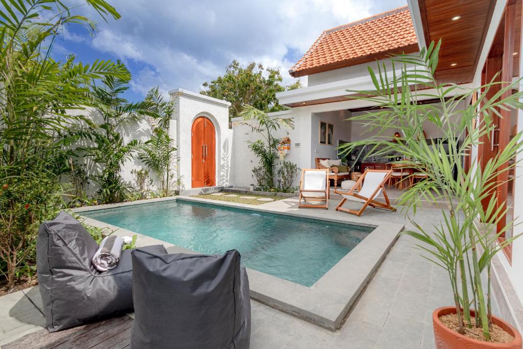 Brand New Villa Prime Location in Canggu - 15 Minutes Walk to the Beach ...