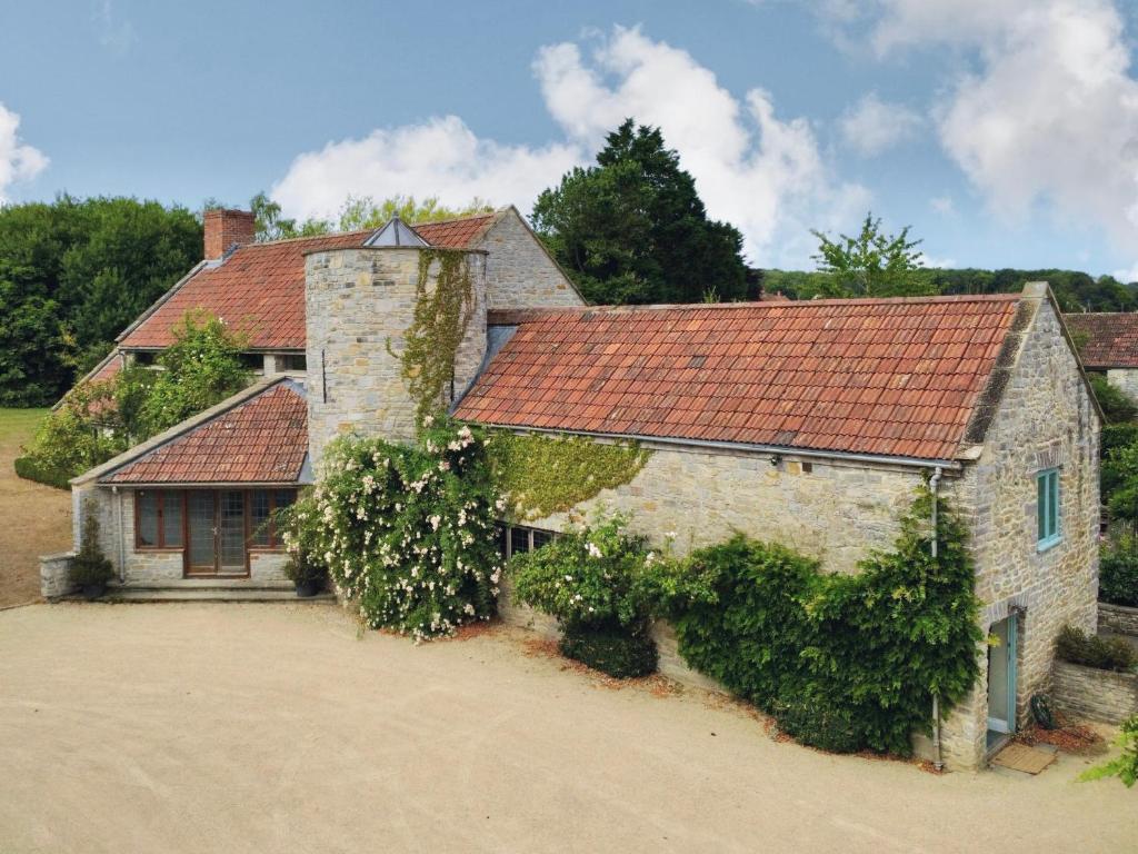 Hill House, Spectacular Rural Home With Hot Tub, Shapwick (updated ...