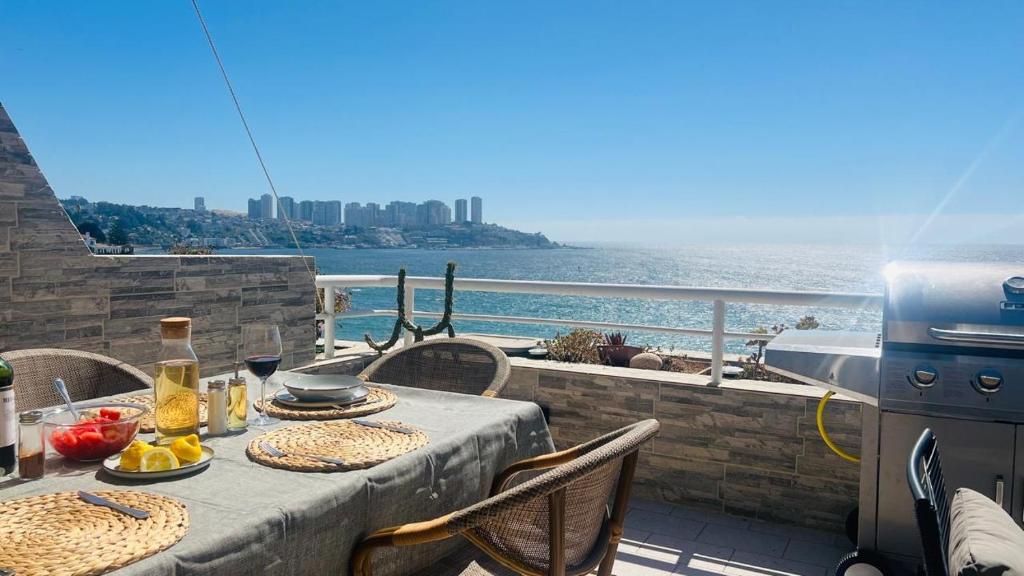 Luxury Beachfront Apartment Sea&Sun all the time CONCON PRIMERA LINEA ...