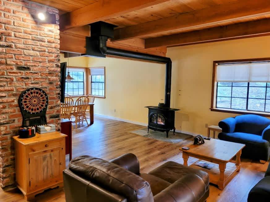 Relax Inn - Close to Attractions Galore, Truckee (precios actualizados ...