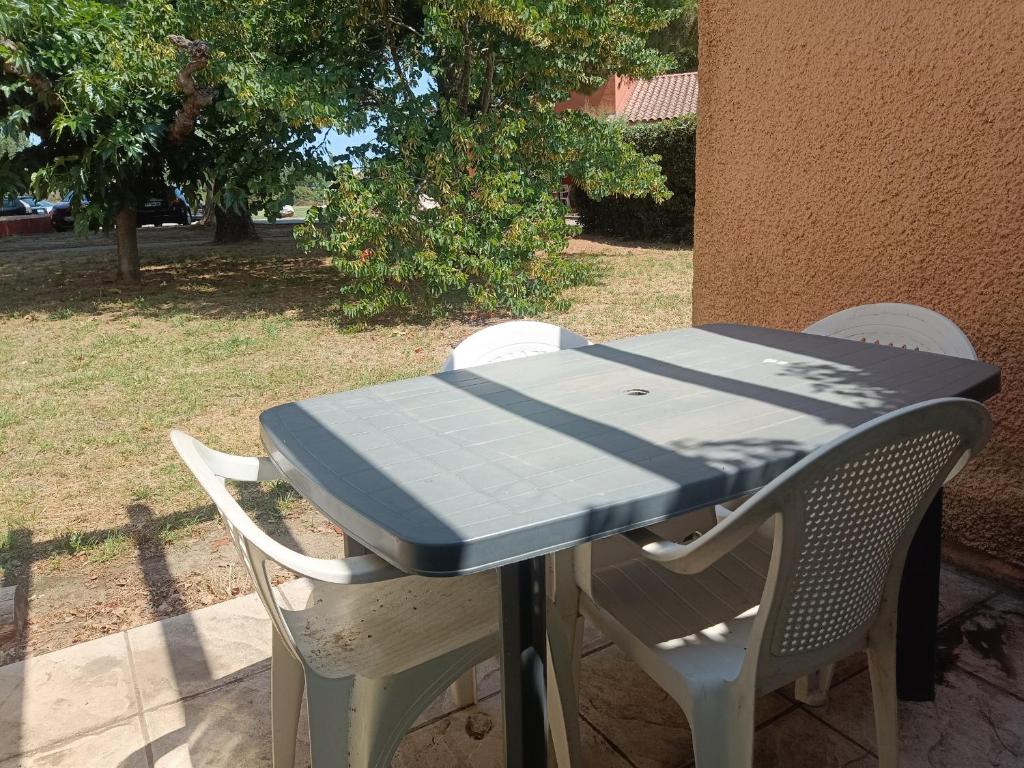 Pavillon familial avec terrasse et animaux acceptés à Argelès-sur-Mer ...