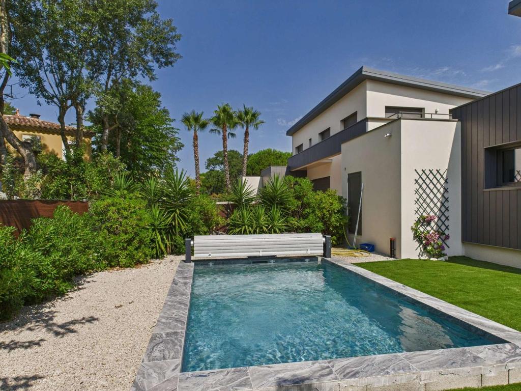 Villa Moderne 3 Chambres avec Piscine Privée et Wi-Fi au Grau d'Agde - FR-1-423-330, Le Grau ...