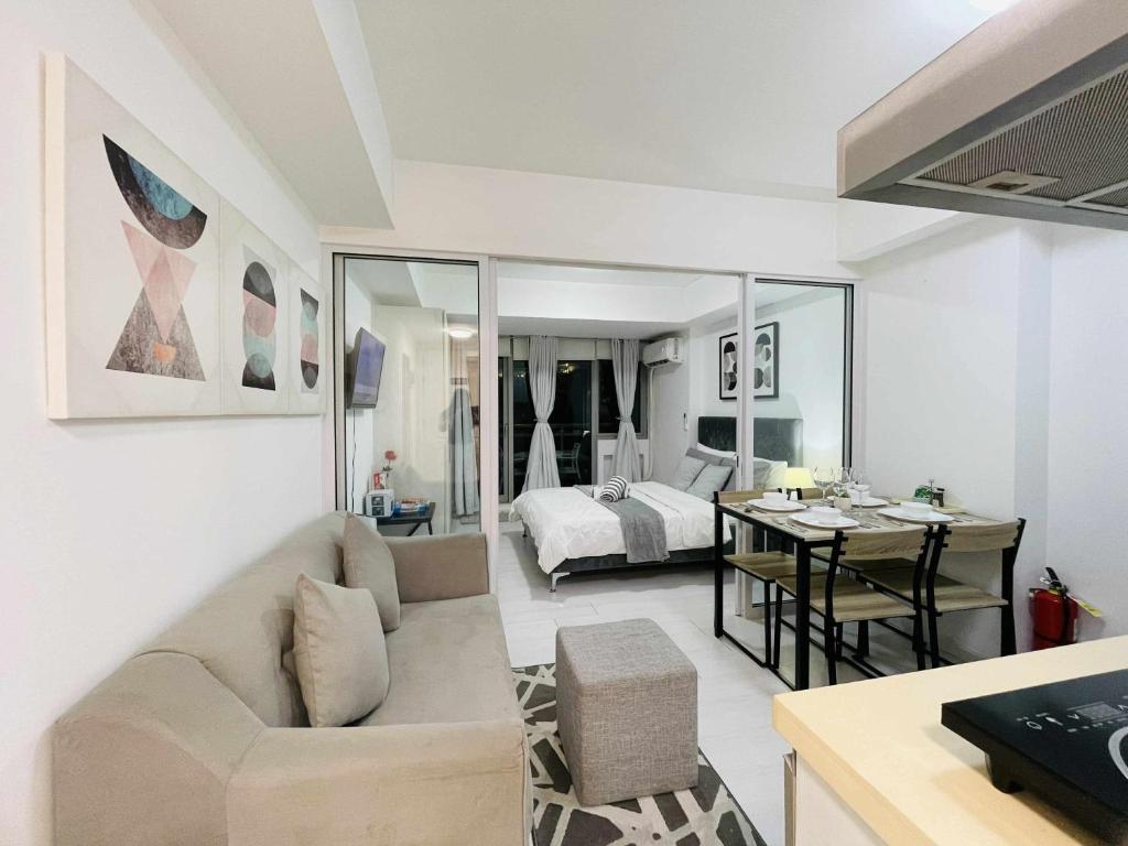 B&T Azure Staycation - Parañaque, 마닐라 (2025년 최신 요금)