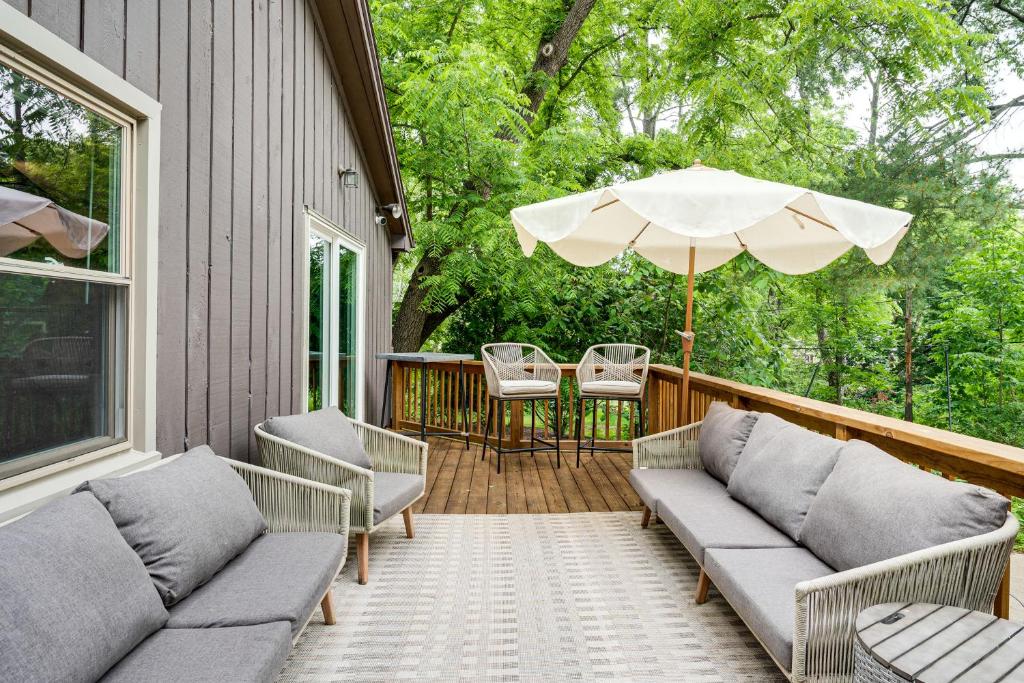 Geneva Lake Adventures Family Retreat with Patio, Lake Geneva (updated ...