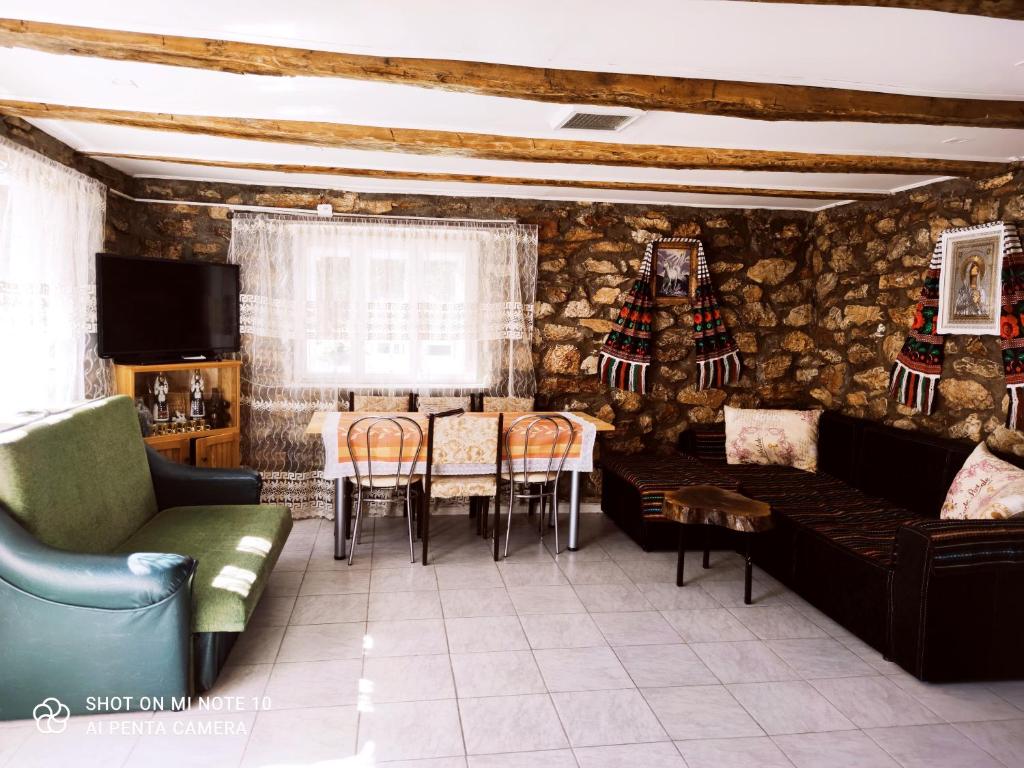 Casa La Umbra Muntilor, Ocoliş (prezzi aggiornati per il 2025)