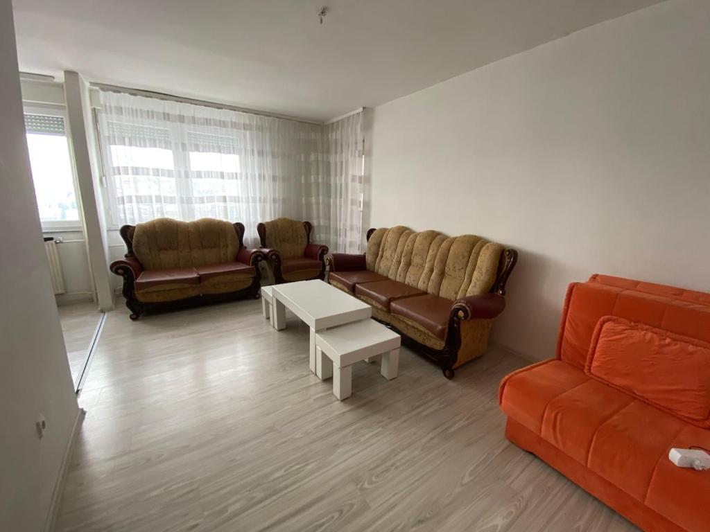 Where skyline meets style your frontrow seat city, Pristina (aktualisierte Preise für 2026)