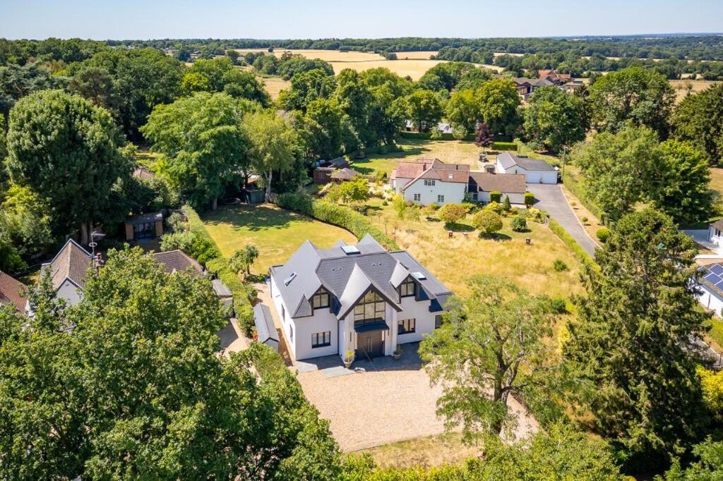 House of Hertfordshire, Datchworth (updated prices 2026)