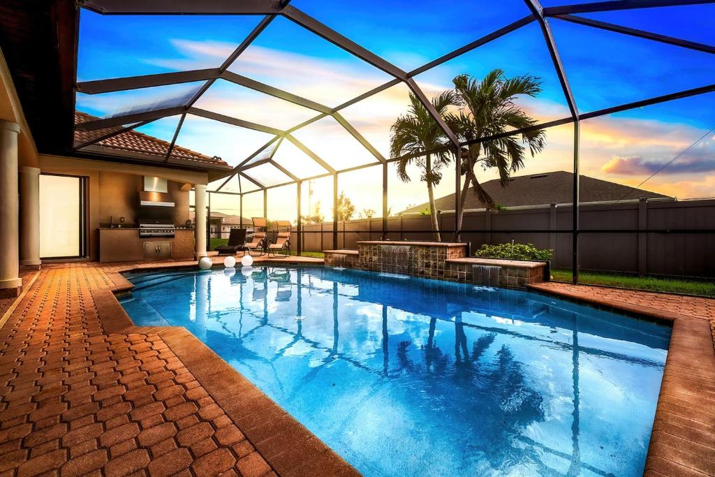 Surfside Grand Villa | Heated Saltwater Pool, Cape Coral (updated ...