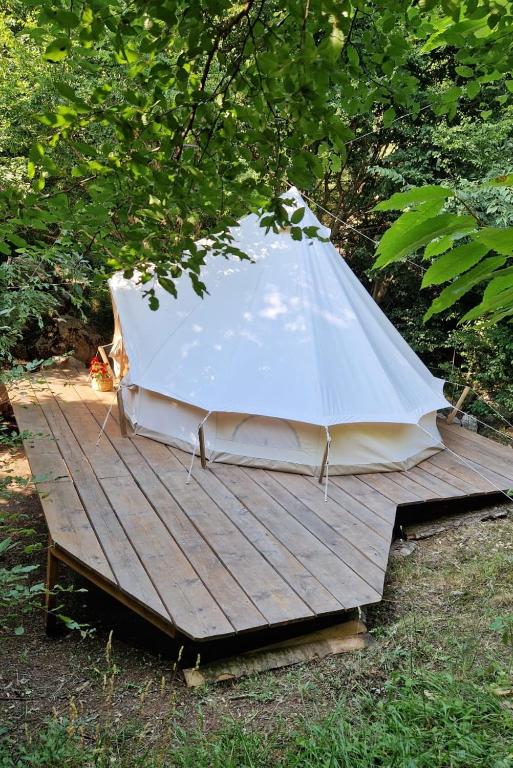 Private Glamping Bell Tent on Wooden Platform in Nature Mountains ...