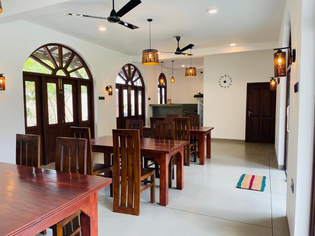 The Arch View, Habaraduwa की (2026 के लिए अपडेट हुई कीमत)