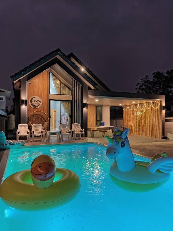 Lunar pool villa, Ban Tao Than (precios actualizados 2026)