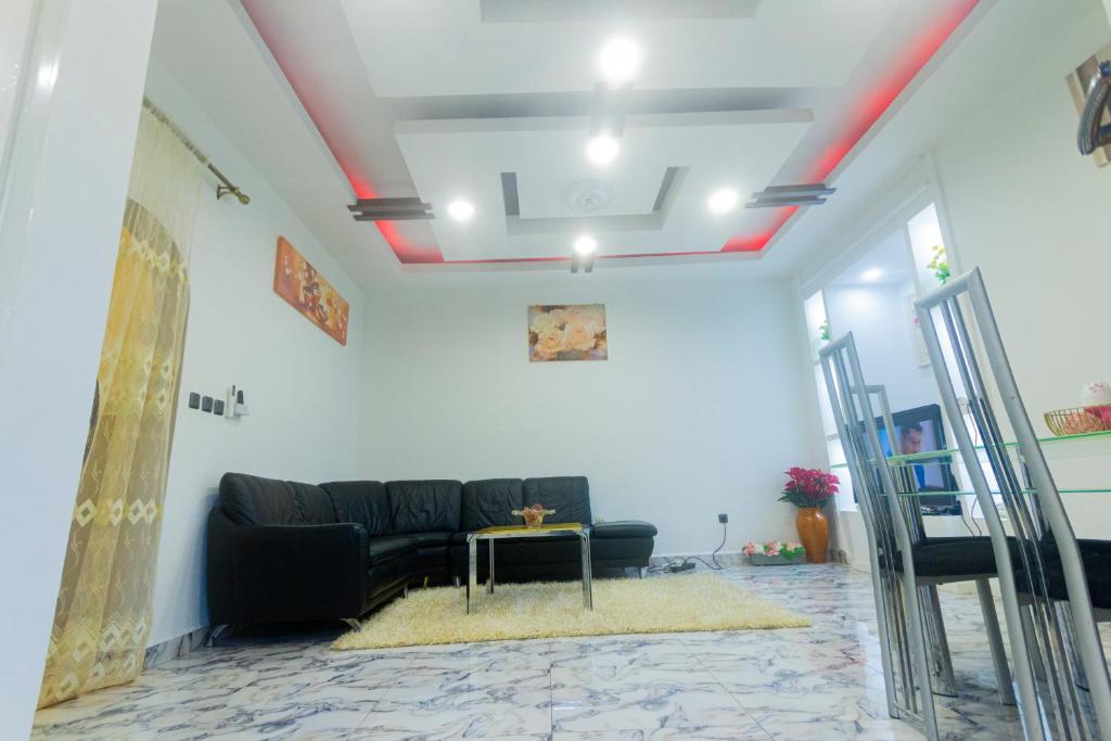 Chic Studio VIP PLATINUM Luxe Confort et Élégance à Douala Stade Bonamoussadi, Douala (tarifs ...