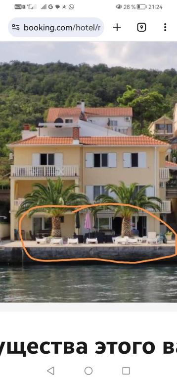 Montenegro face mer accès direct plage, Tivat (updated prices 2026)
