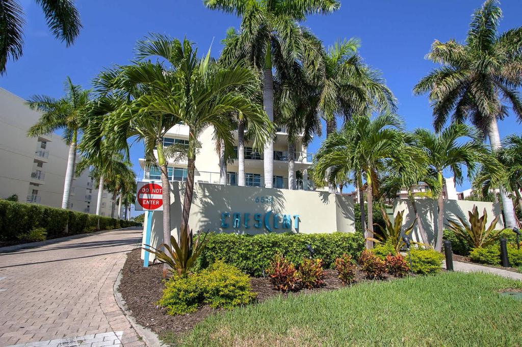 Crescent 206, Siesta Key (updated prices 2026)