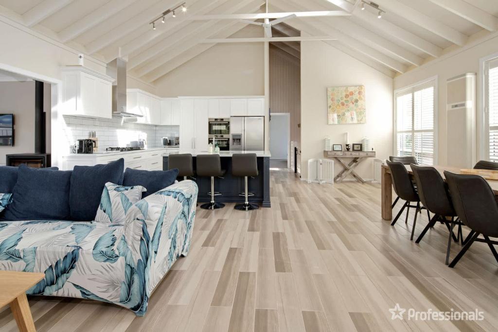 Two Salty Dogs, Surf Beach (preços atualizados para 2026)