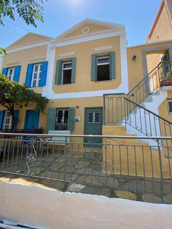 ALEMINAS House 1, Symi (updated prices 2025)