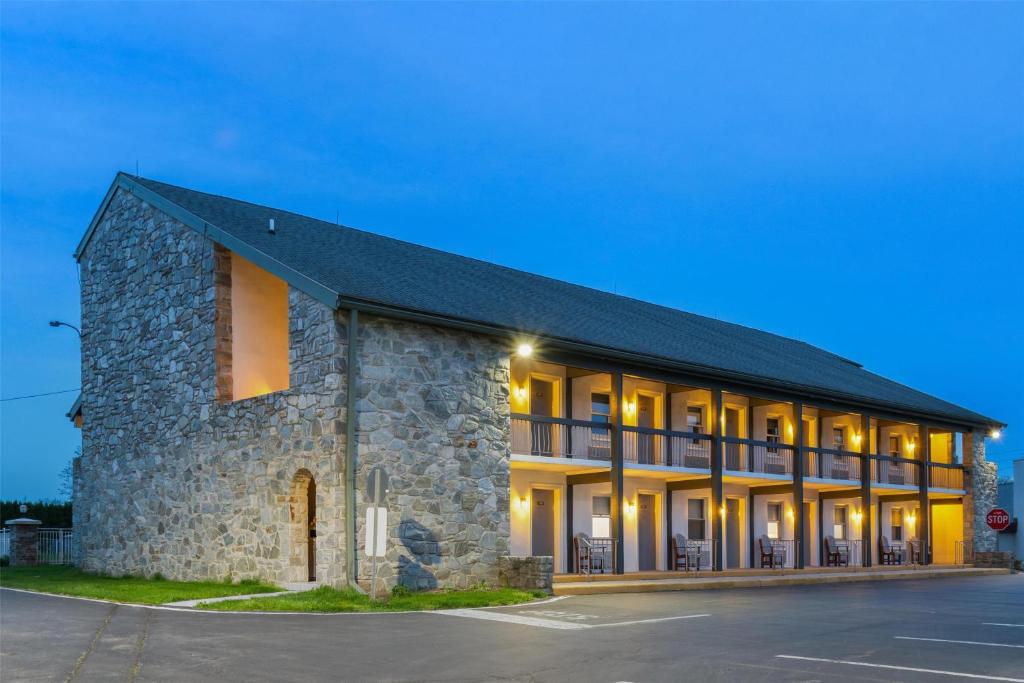 SureStay Studio by Best Western Paradise Lancaster County, Paradise ...