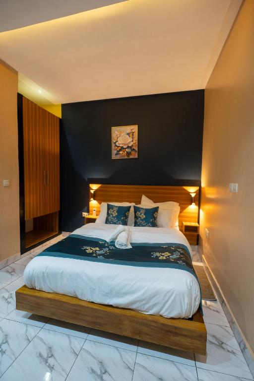 King's home, Douala (updated prices 2026)