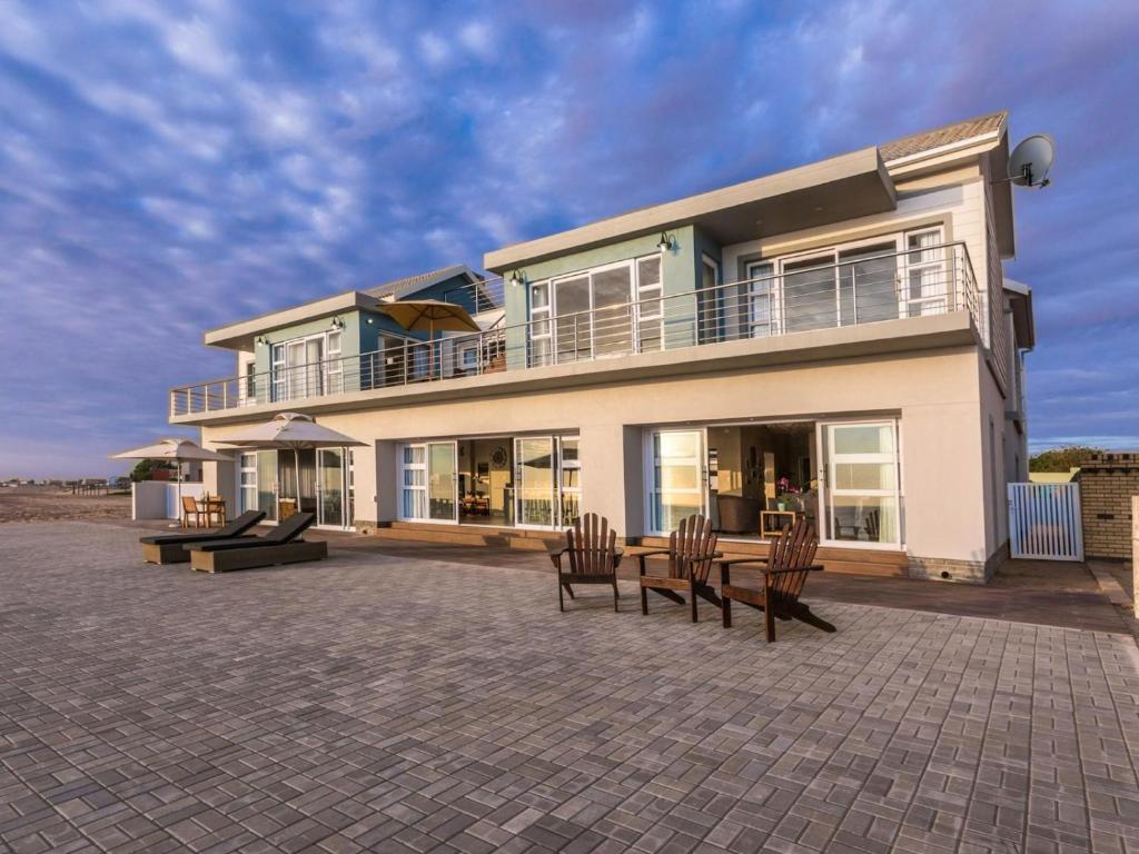 Winston Beach House, Hentie's Bay (prețuri actualizate 2025)