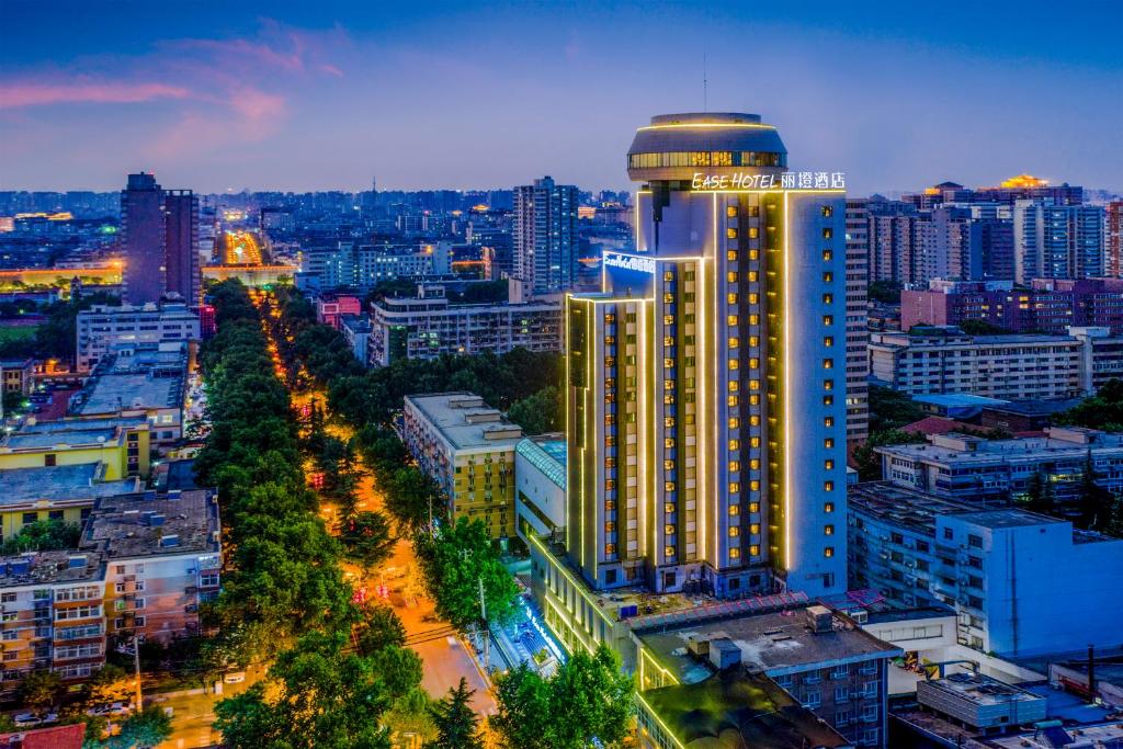 Ease Hotel · Yi (Xi’an Bell and Drum Tower Xiaozhai Datang Everbright ...