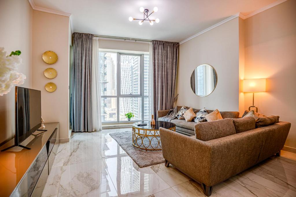 Spacious 1BR in the iconic Torch Tower, Dubai Marina - Allsopp&Allsopp ...