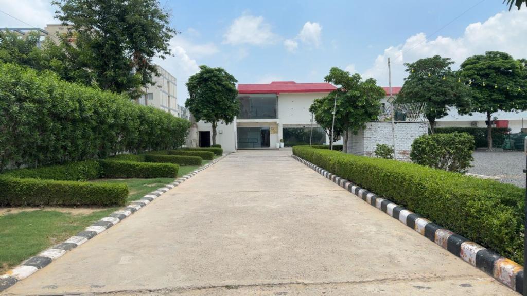 The Aana Hotel Sohna -Gurgaon Road, Gurgaon (prezzi aggiornati per il 2025)