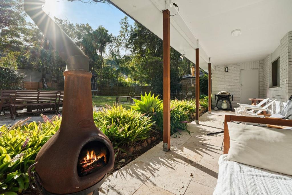 Salt and Stone Modern Pearl Beach Stay 2 Mins to Ocean, Pearl Beach ...