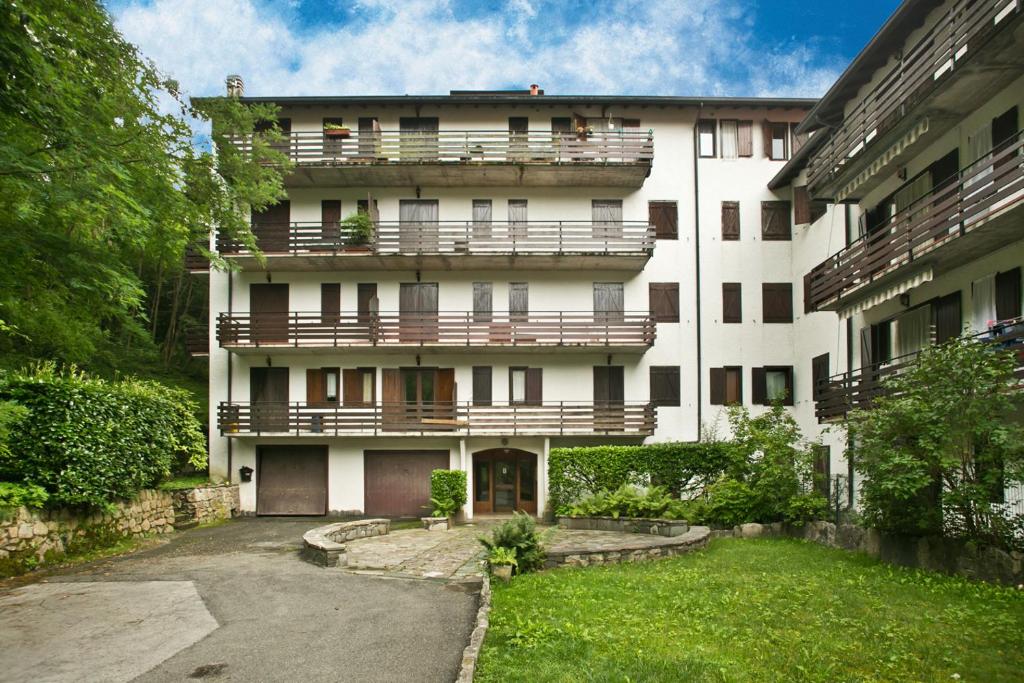 Casargo Valsassina - Relax e Natura al Pian delle Betulle-Funivia ...