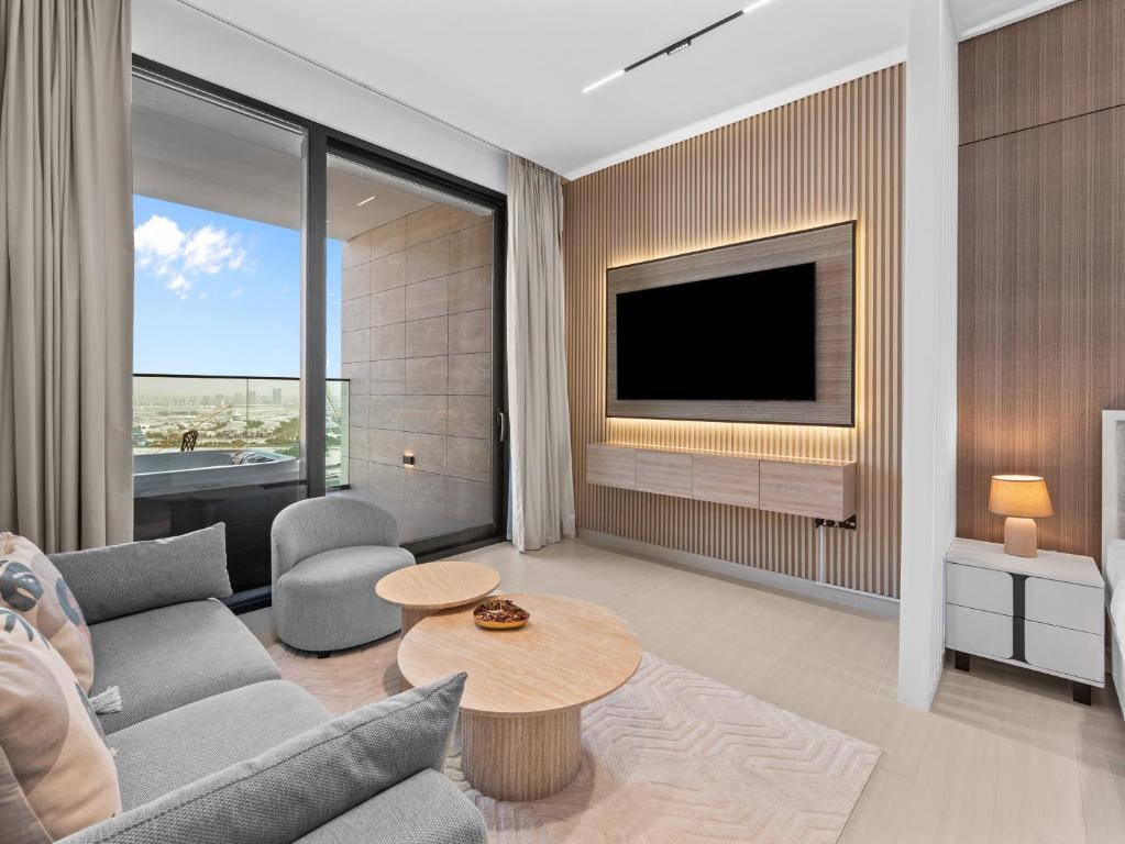 Mesmerizing Canal View Studio in Trillionaire, Dubai (preços ...