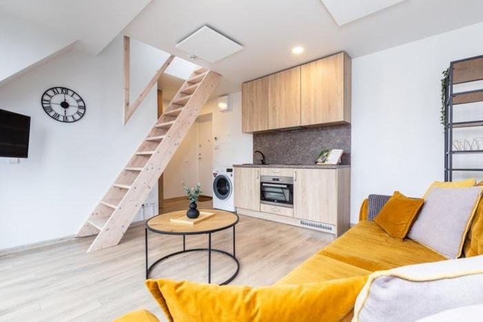 Al Mare Kunigiškiai - Apartment with Pool, Palanga (updated prices 2026)