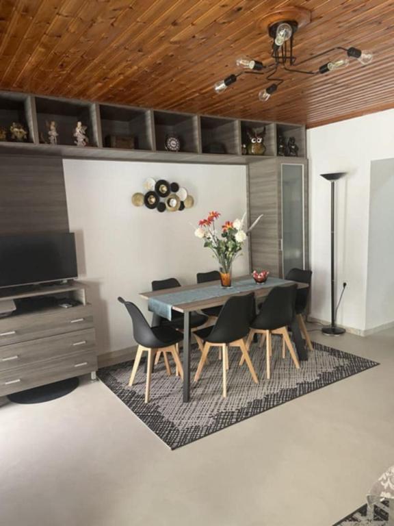 Victoria's home, Mytilini (updated prices 2026)