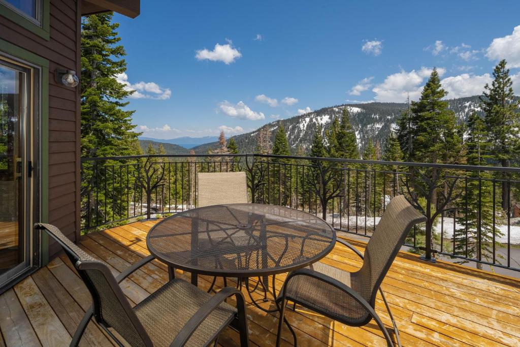 Alpine Retreat By Hauserman Rentals, Tahoe City (aktualisierte Preise ...
