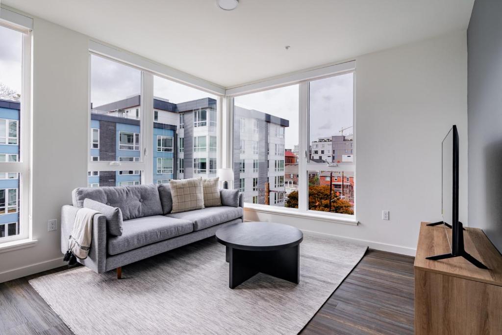 Blueground Northlake gym rooftop nr zoo SEA-846, Seattle (updated ...