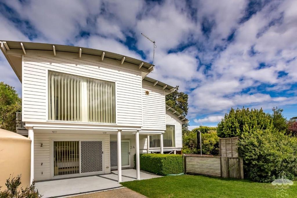 Sandy Star, Sandy Point (updated prices 2026)